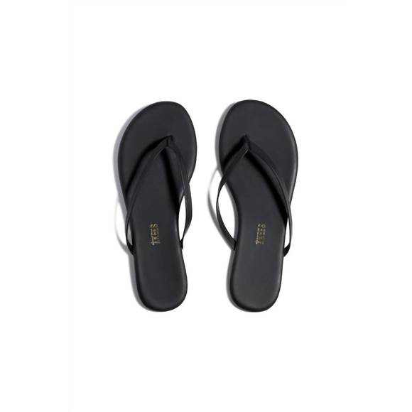 TKEES | Shoes | New Tkees Lily Vegan Leather Sandal In Matte Black ...